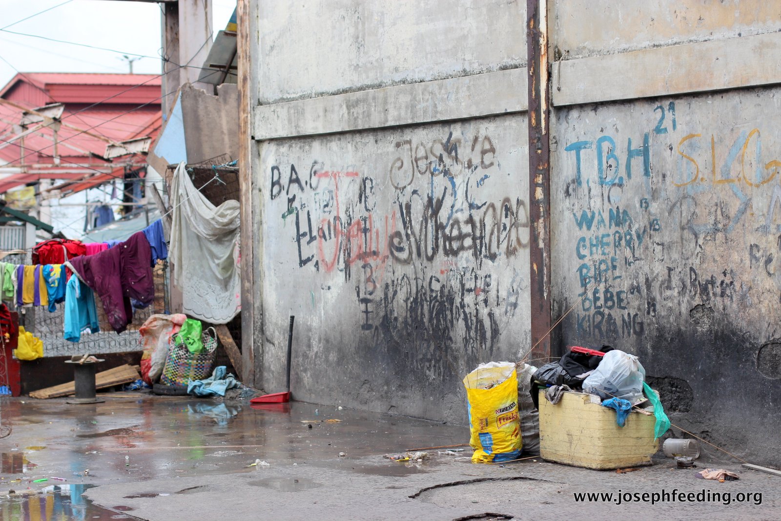 Feeding: Aroma Compound, Tondo Manila